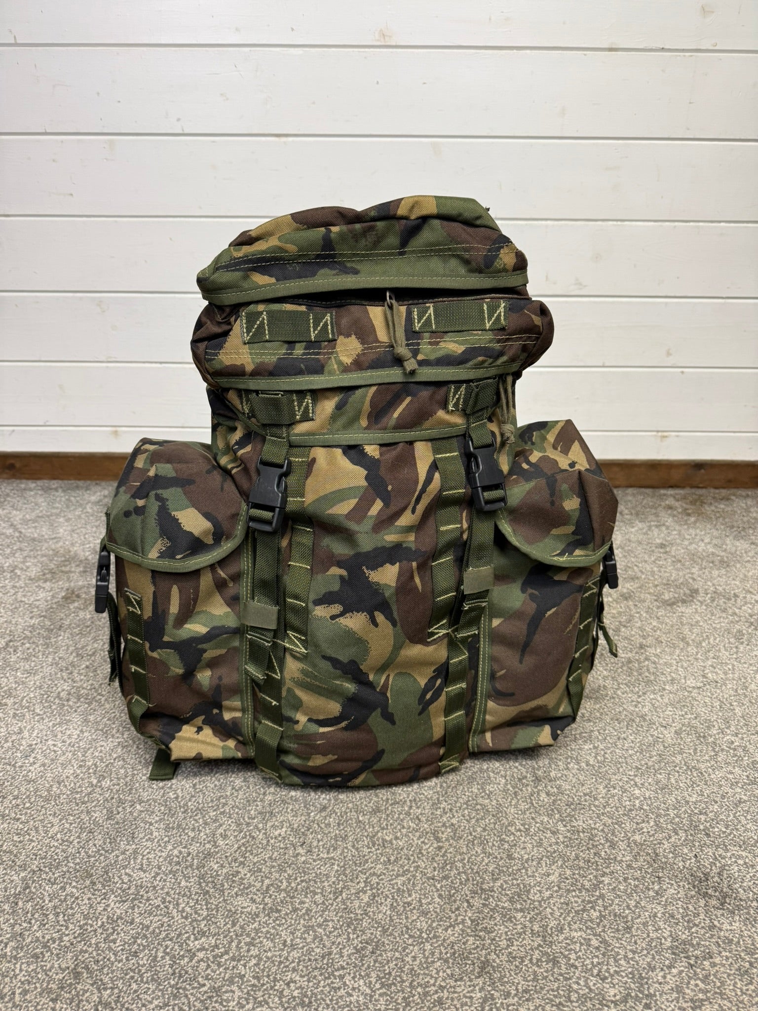 British Army DPM 30L Camo Rucksack Patrol Pack Hiking Walking Fishing ...
