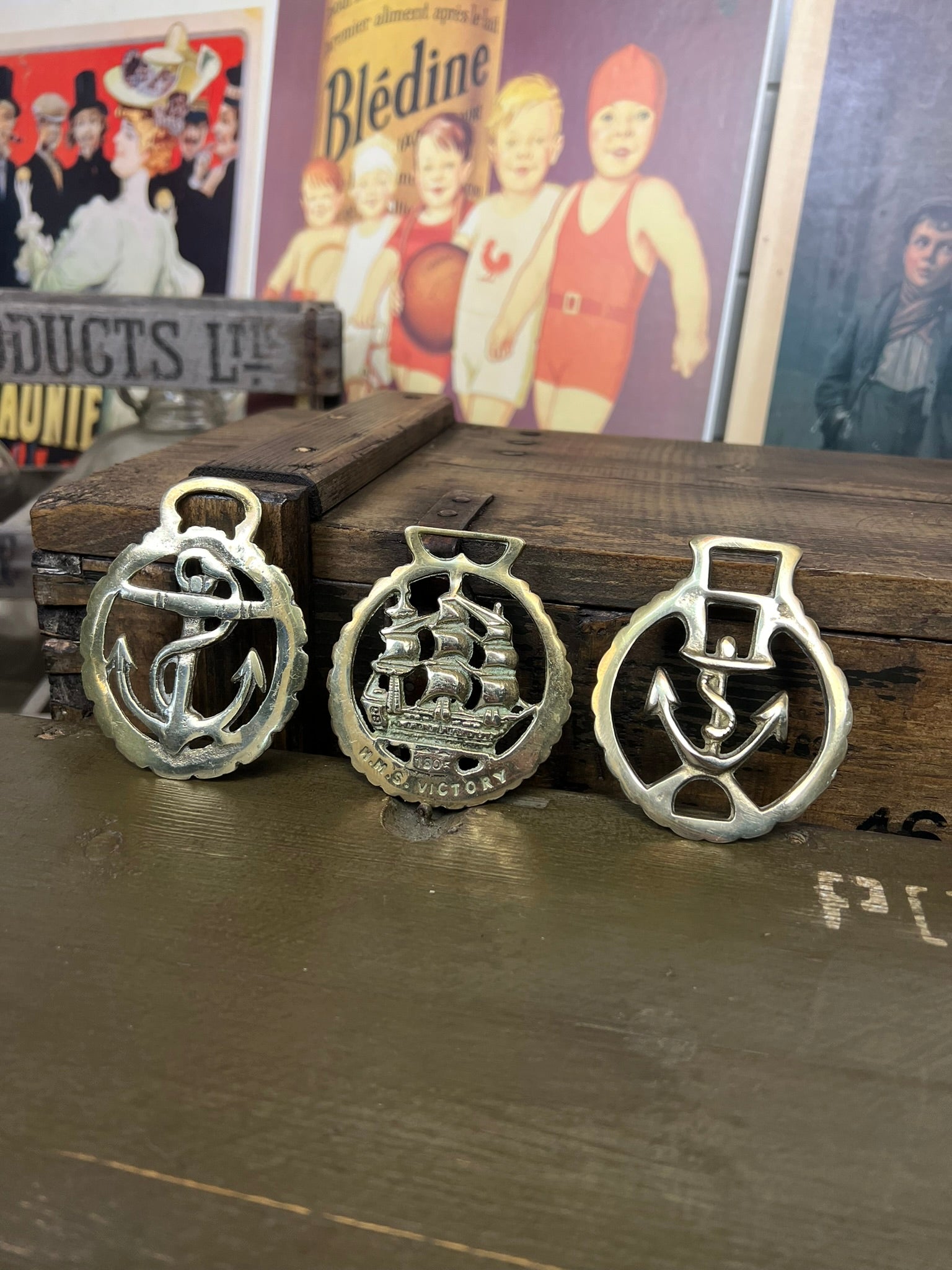 3x Vintage Nautical Horse Brass HMS Nelson & Anchor - Rustic Country F ...