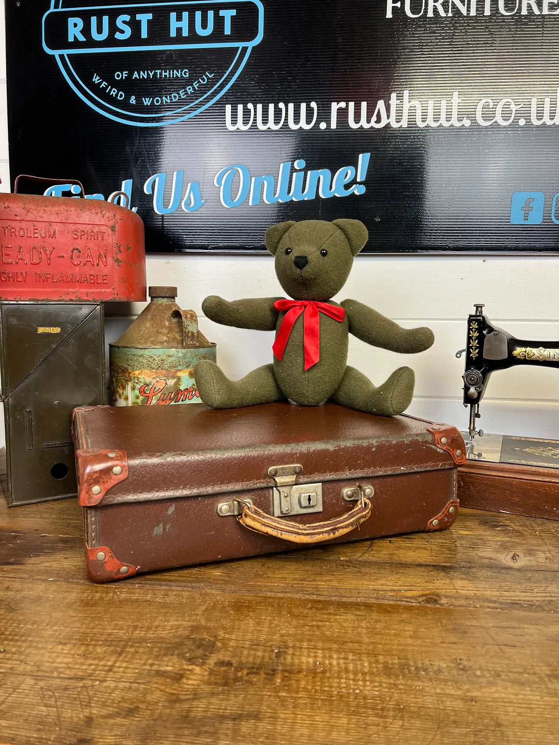 Small Vintage Suitcase Trunk Boho Rustic Home Decor Vintage Display Pr ...