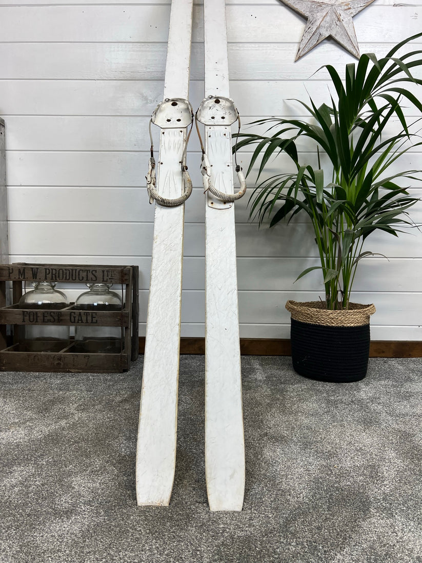Vintage Rustic Skis 210cm Reclaimed Army Rustic Winter Christmas Displ ...