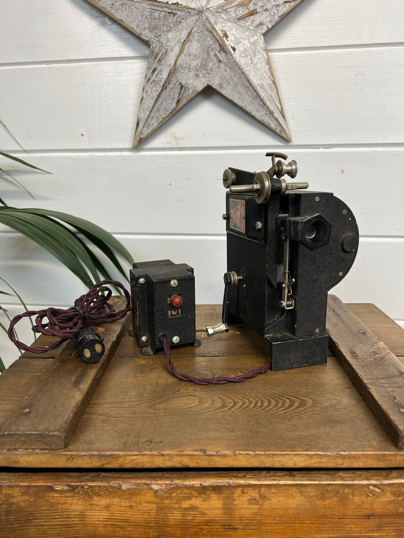 Vintage Pathescope Ace 9.5mm Movie Projector Retro Collectable Display ...